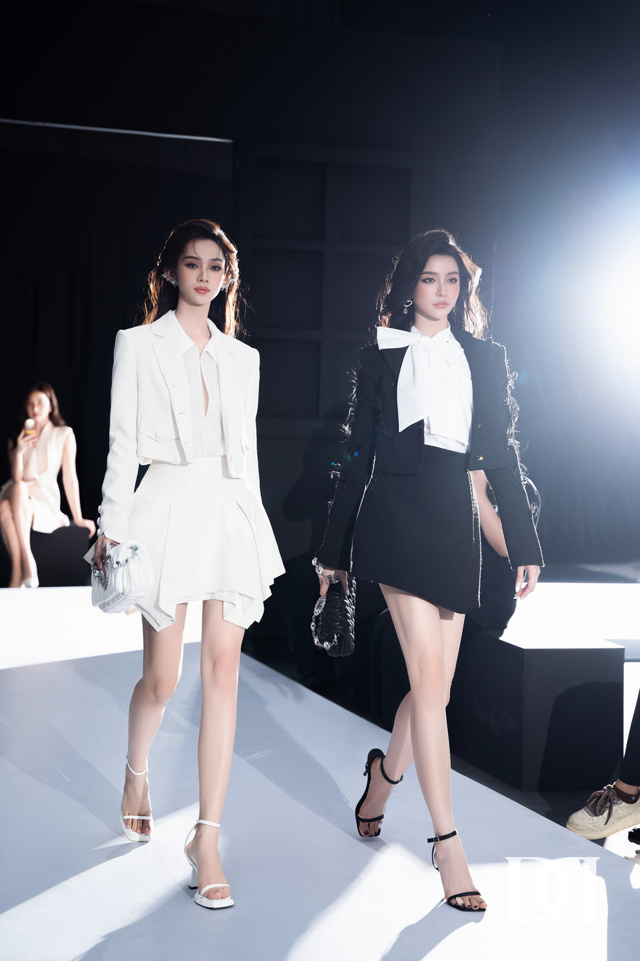 DARLING DIVA OFFICIAL